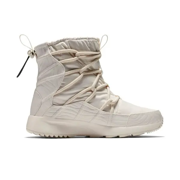 Nike Tanjun High Rise Sneakers