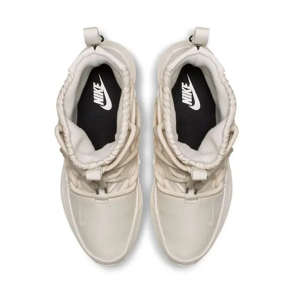 Nike Tanjun High Rise Sneakers