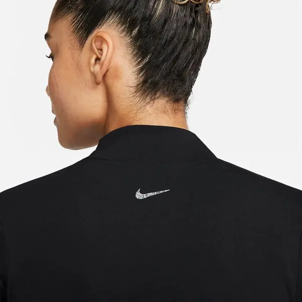 Nike Swoosh Long Sleeve Cropped Yoga Top