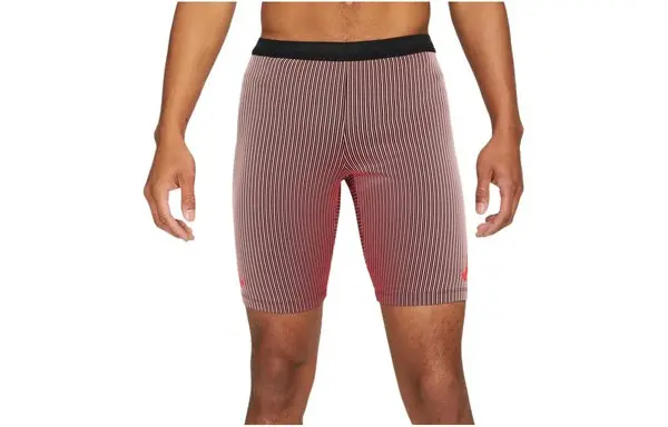 Nike Stripe Logo Straight Sports Shorts