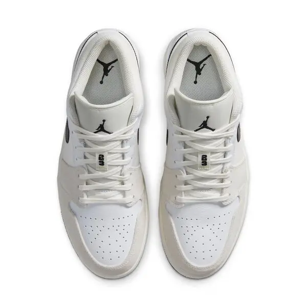 JORDAN 1 Low "astrograbber - Cream