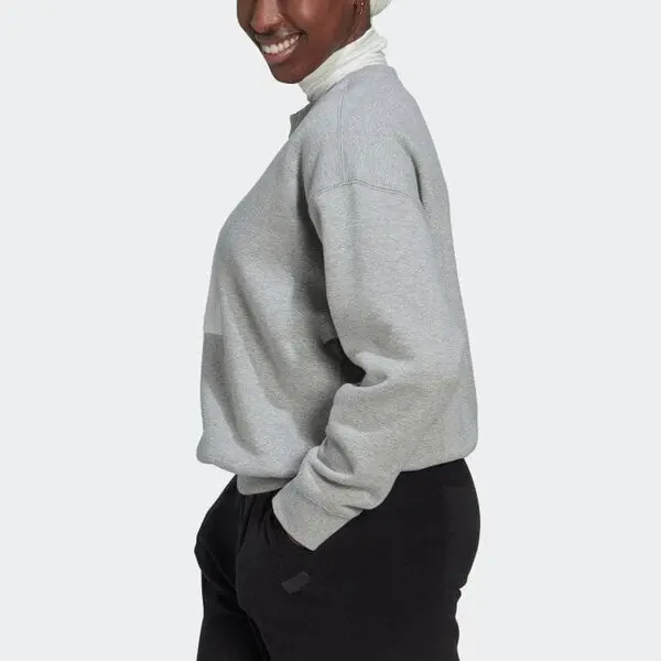 Adidas Sweatshirt - Medium Grey Heather