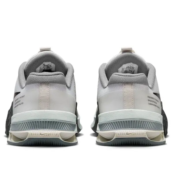 Nike Metcon Athletic Lace-up Sneakers - Grey