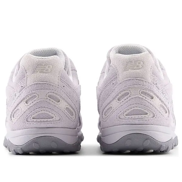 NEW BALANCE 204l Athletic Sneakers - Pearl Grey