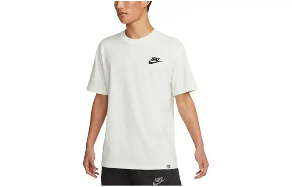 Nike Back Avatar Graphic Loose Fit Short Sleeve T-shirt
