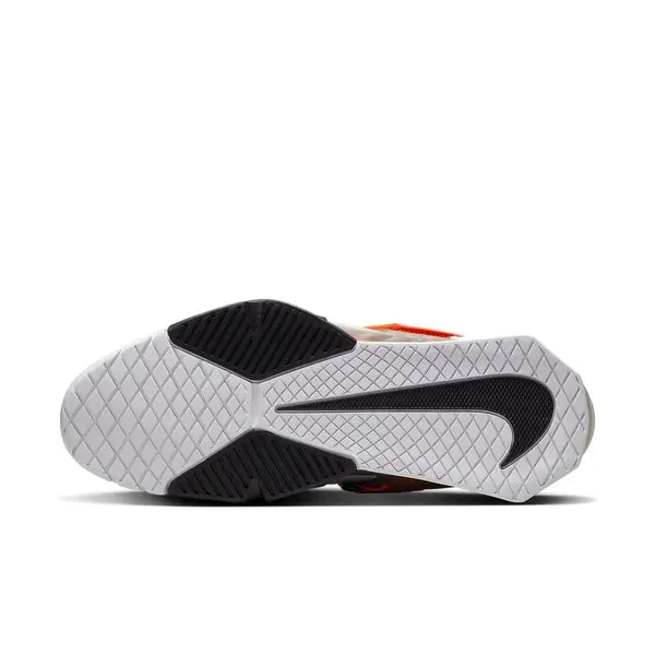 Nike Savaleos Low Top Sneakers - Gray/orange