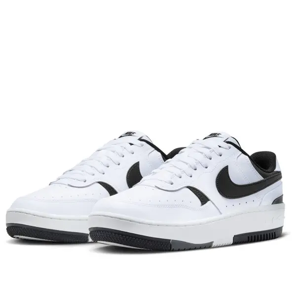 Nike Gamma Force Sneakers - White/black