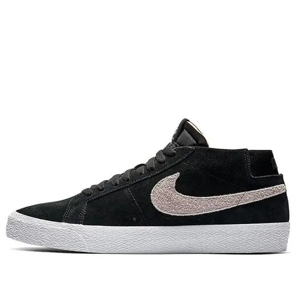 Nike Blazer Chukka Sb Suede Mid Top Sneakers