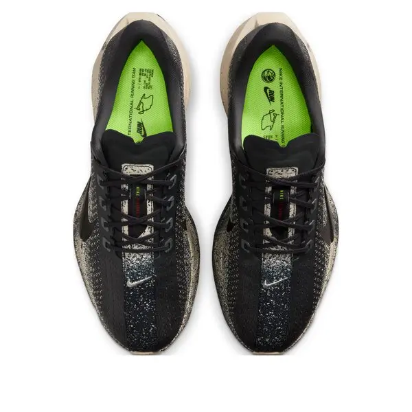 Nike Pegasus Plus 'oatmeal Anthracite' Sneakers - Oatmeal/anthracite/volt