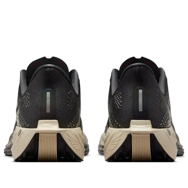 Nike Pegasus Plus 'oatmeal Anthracite' Sneakers - Oatmeal/anthracite/volt