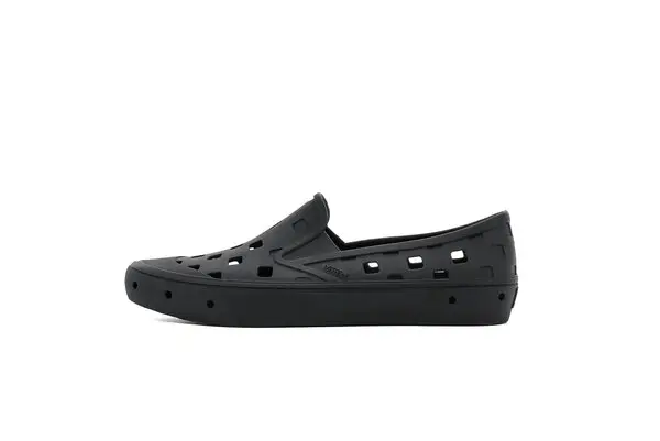 VANS Trek Slip-on Casual Shoes - Black