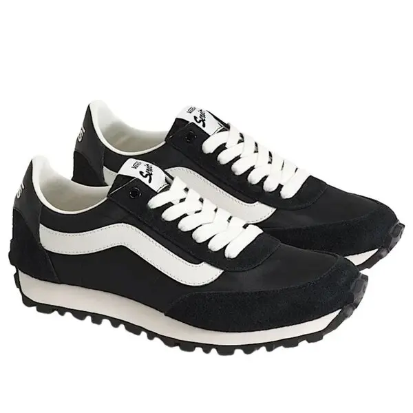 VANS Premium Style 152" Lace-up Sneakers - Black