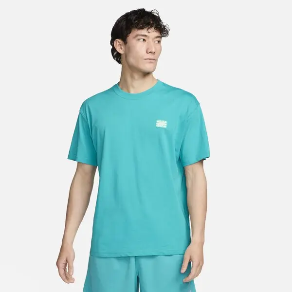 Nike Graphic T-shirt
