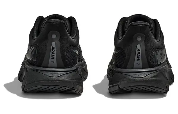 Hoka One One Arahi