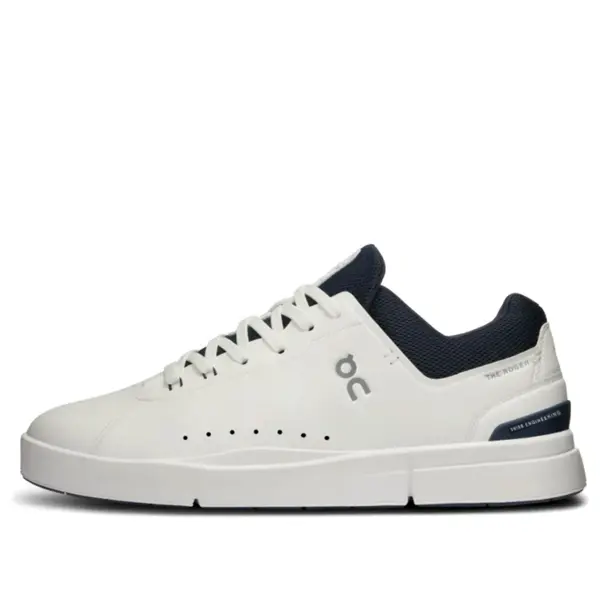 On The Roger Advantage Sneakers - White/black