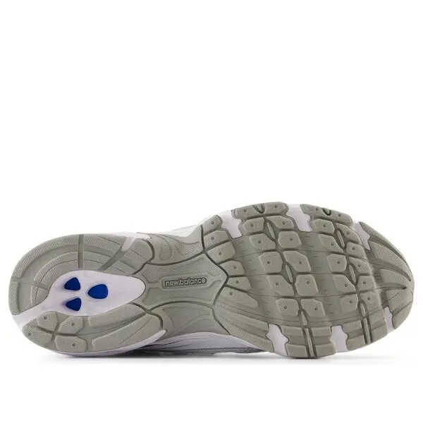 NEW BALANCE 740 Athletic Sneakers - White/silver Metallic/reflection