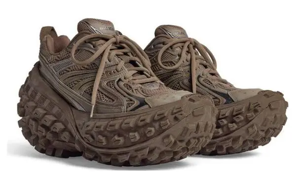 Balenciaga Bouncer Sneakers