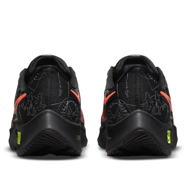 Nike X Highsnobiety Air Zoom Pegasus 38 'berlin Marathon' Sneakers - Black/brown