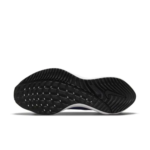 Nike Zoom Vomero 16 Athletic Sneakers - Light Blue