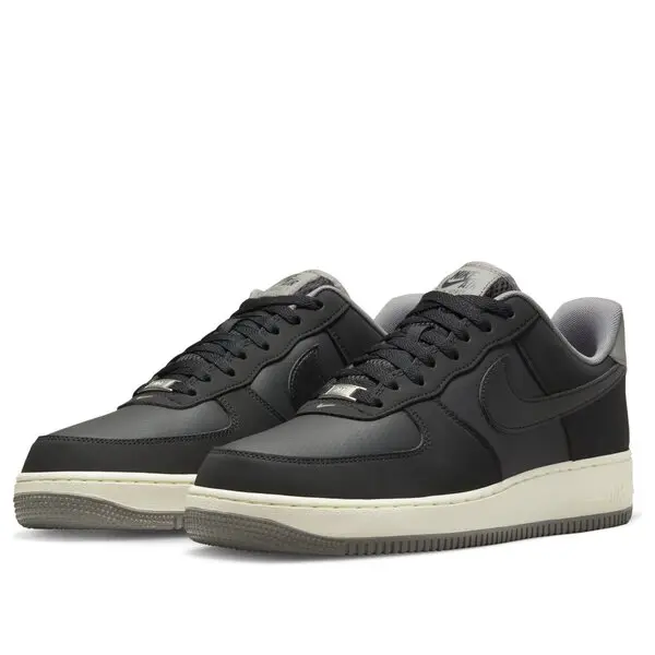 Nike Force 1 '07 Lv8 Sneakers - Black/sail