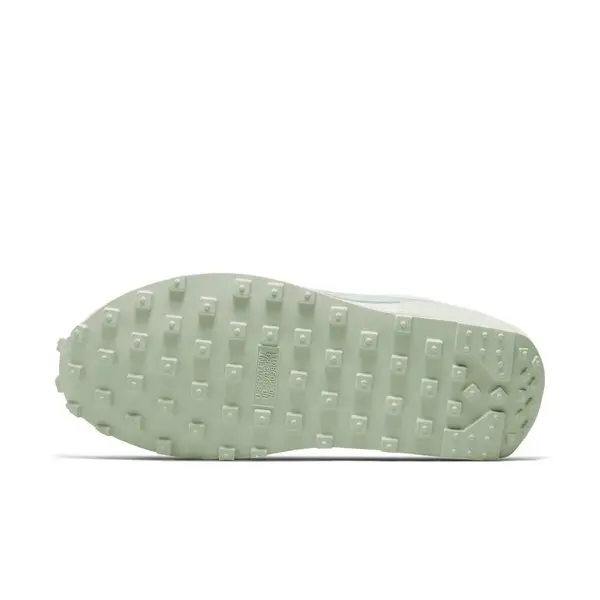 Nike Daybreak Low Top Sneakers - White/green