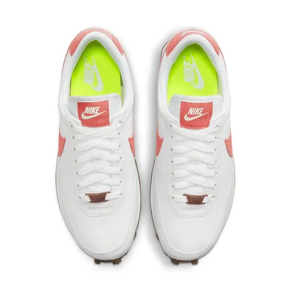 Nike Daybreak Se "catechu" Sneakers - White/pink
