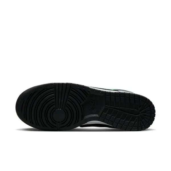 Nike Dunk Low - Black
