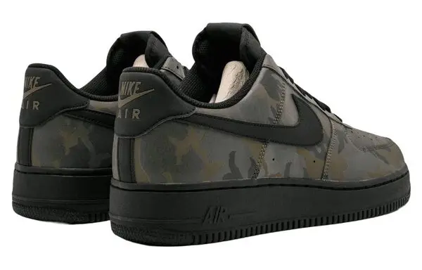 Nike Force 1 Low '07 Lv8 Reflective Camo Sneakers - Green