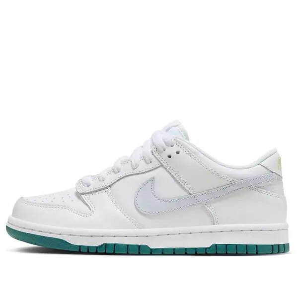 Nike Dunk Low - White