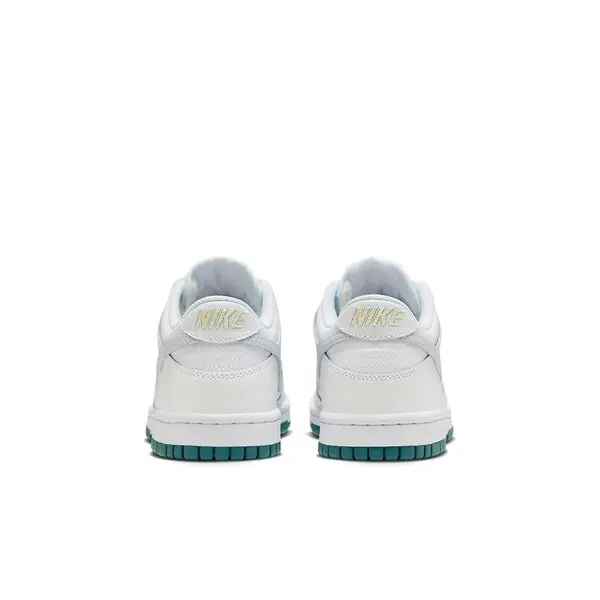 Nike Dunk Low - White