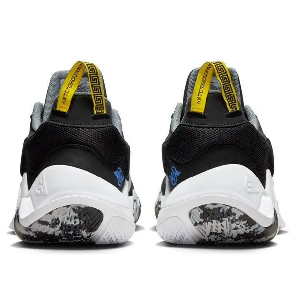 Nike Giannis Immortality 2 Basketball Sneakers - Black
