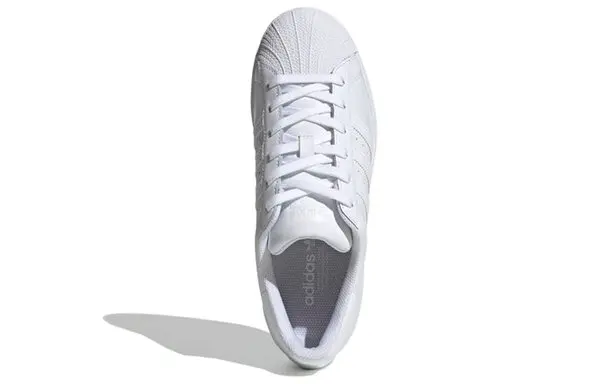 Adidas Superstar "triple " Sneakers - White