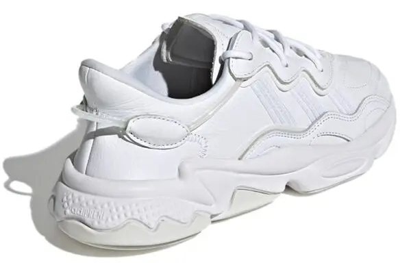 Adidas Originals Ozweego - White