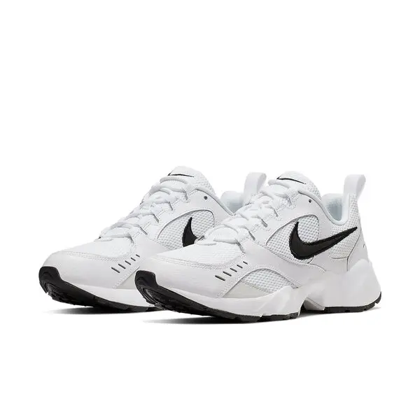 Nike Heights Sneakers - White