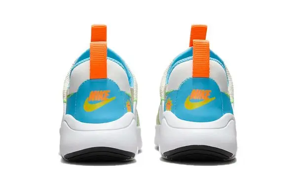 Nike Flex Plus Sneakers