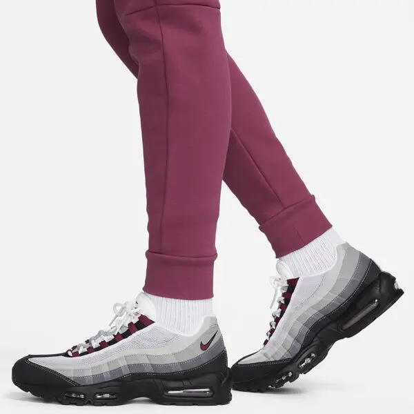 Nike Tech Fleece Joggers - Red