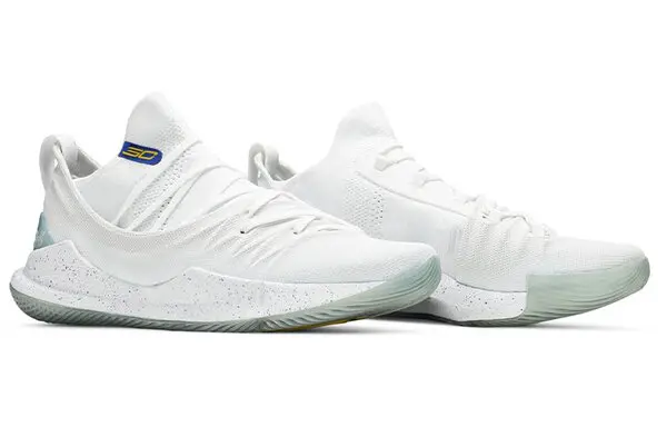 Under Armour Curry 5 Low "triple