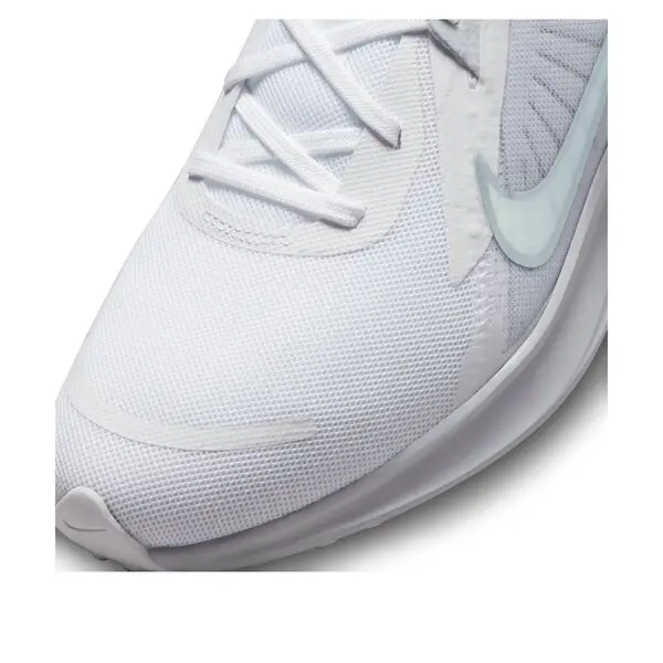 Nike Quest Sneakers - White/grey