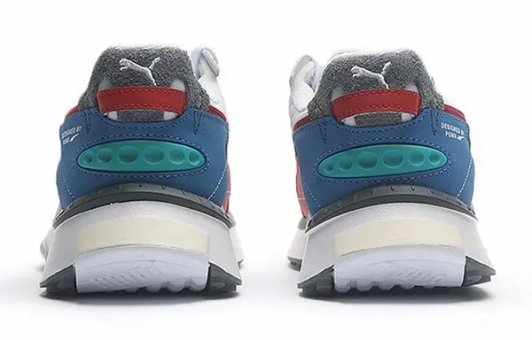 PUMA Wild Rider Layers Sneakers - Red/blue