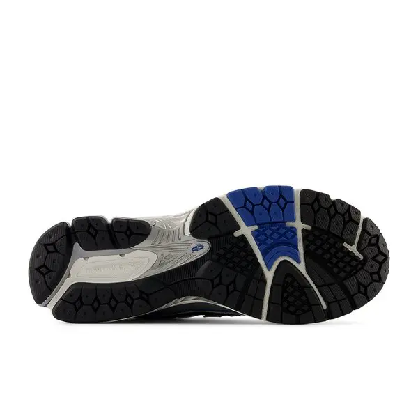 NEW BALANCE 1906r Sneakers - White/black/blue