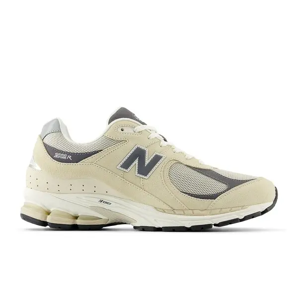 NEW BALANCE 2002r "sandstone" Sneakers - Tan