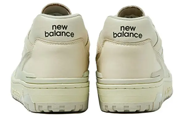 NEW BALANCE X Auralee 550 Low Top Sneakers - Ecru/pistachio