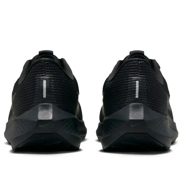 Nike Zoom Pegasus 40 Anthracite Sneakers - Black