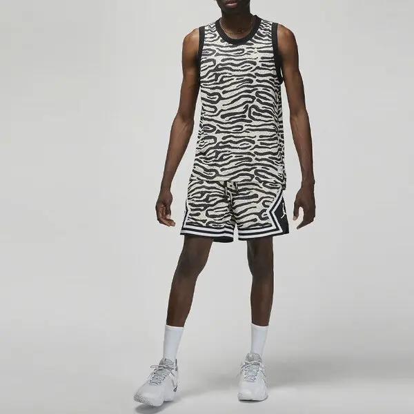 JORDAN Irregular Texture Alphabet Printing Mesh Vest - Multi-color
