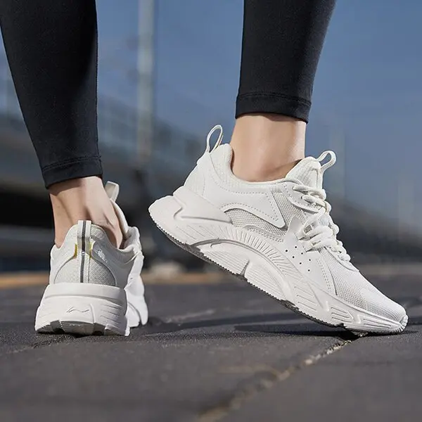 LI-NING Athletic Low Top Sneakers