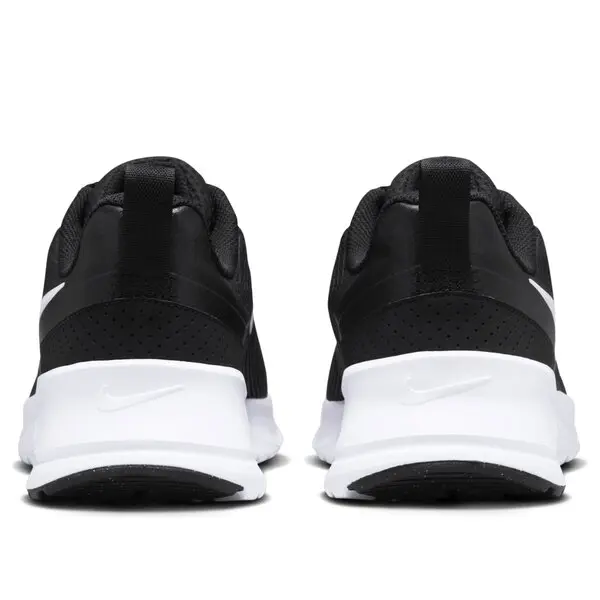 Nike Max Nuaxis Sneakers - Black/black/white