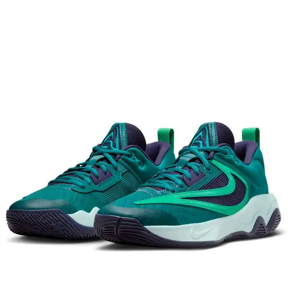Nike Giannis Immortality 3 Sneakers