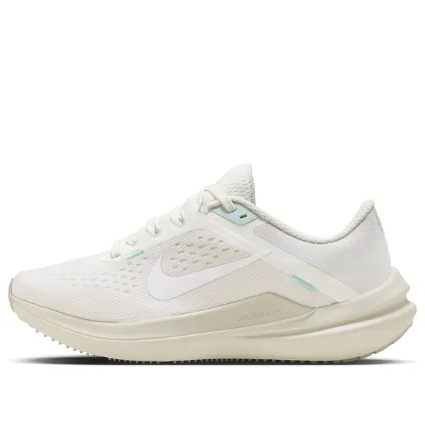 Nike Zoom Winflo Athletic Sneakers - White