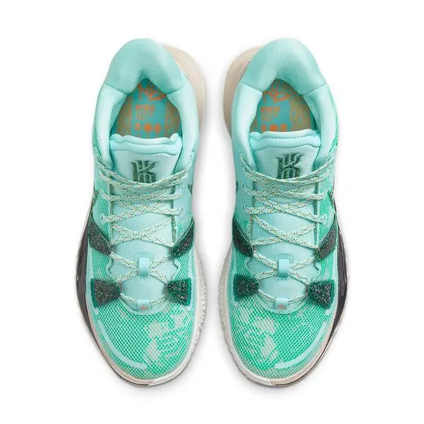 Nike Kyrie 7 'copa' Mid Top Basketball Sneakers - Green/black
