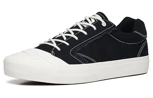 ANTA Life Series Canvas Low Top Sneakers